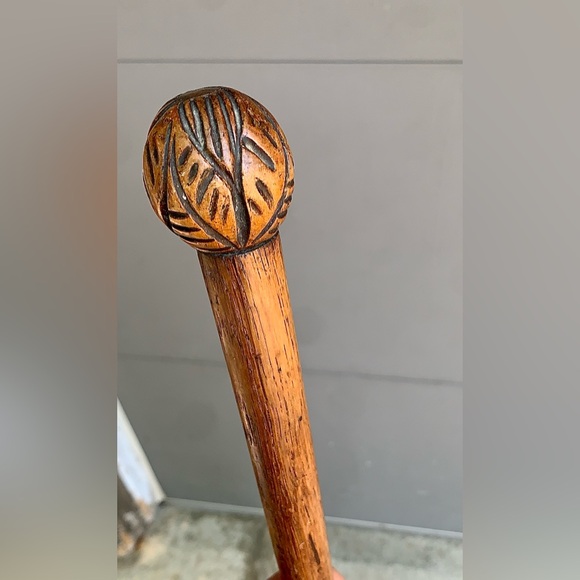 Art | Antique Artisan Hand Crafted Chestnut Ball Pommel Walnut Walking ...